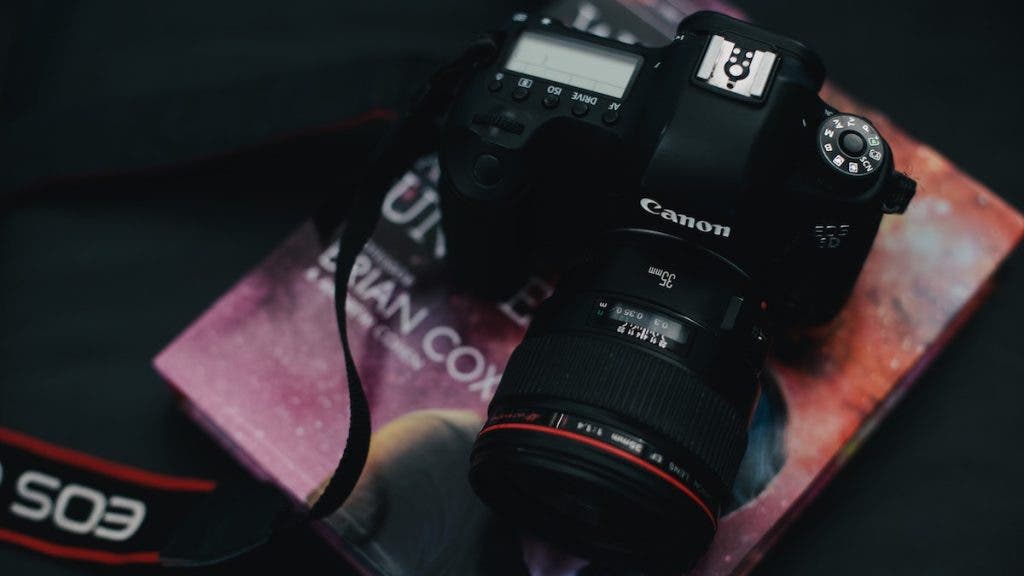 DSLR Exposure Modes: What to Know - 42West, Adorama