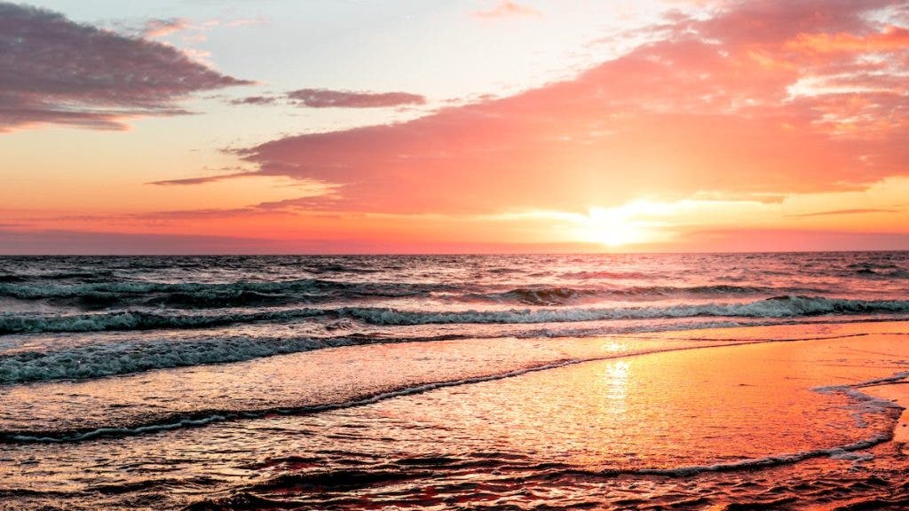 How to Capture Stunning Sunset Photography - 42West, Adorama