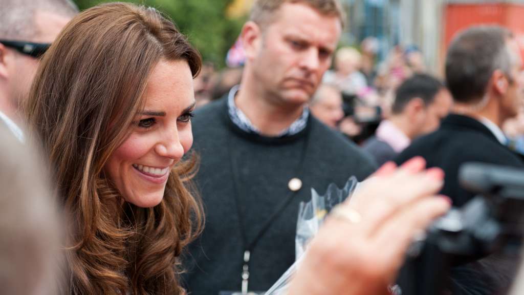 "Momtographer" Kate Middleton Honored by Royal Photographic Society ...