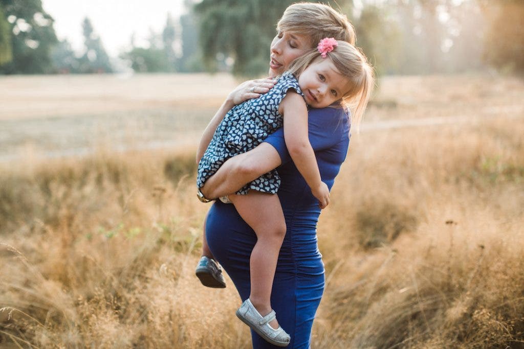 10 Most Beautiful Photos Every New Mom Should Take - Adorama