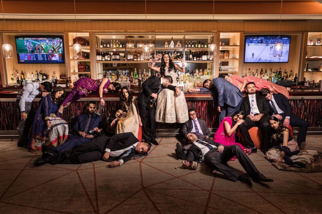 10 Group Photo Poses and Ideas For Family and Wedding Photography - Adorama