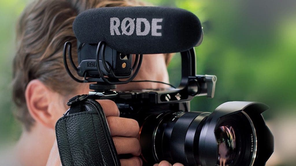 How to Shoot Video on a DSLR Camera: Here's the Gear You Need - 42West