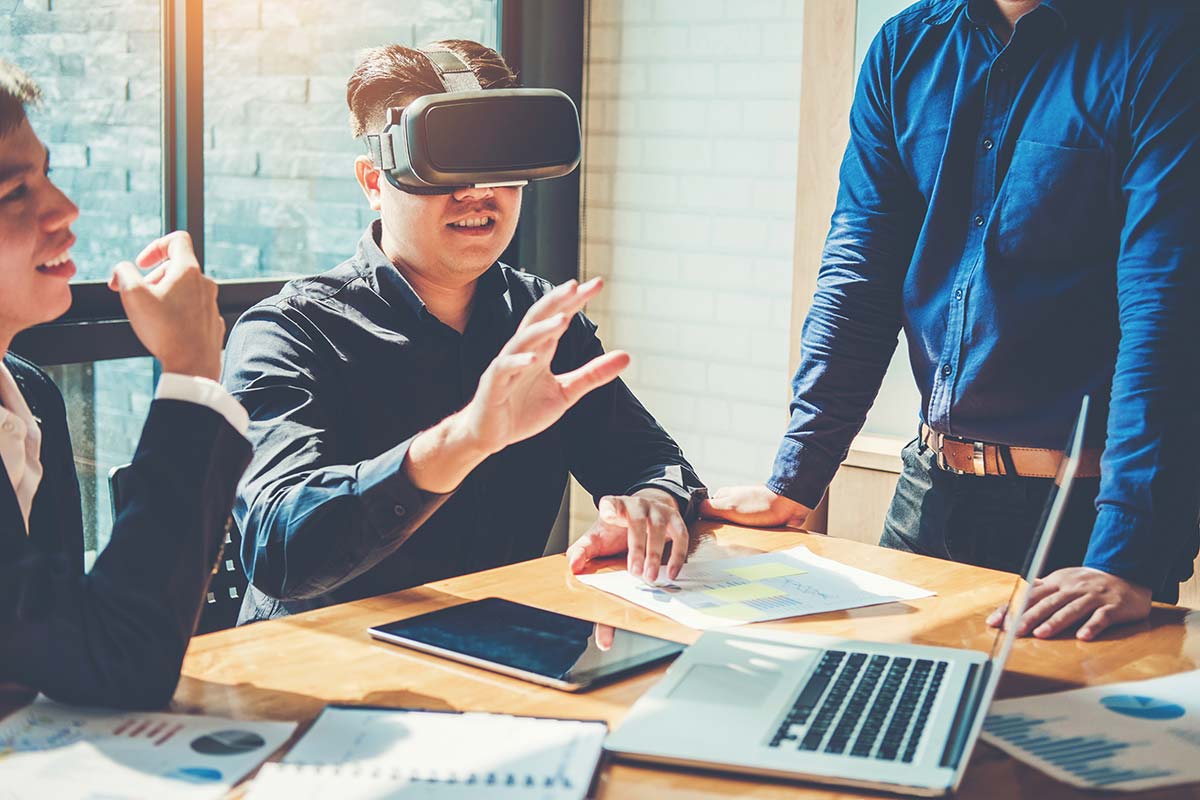 Virtual Reality in Corporate Training - 42West, Adorama