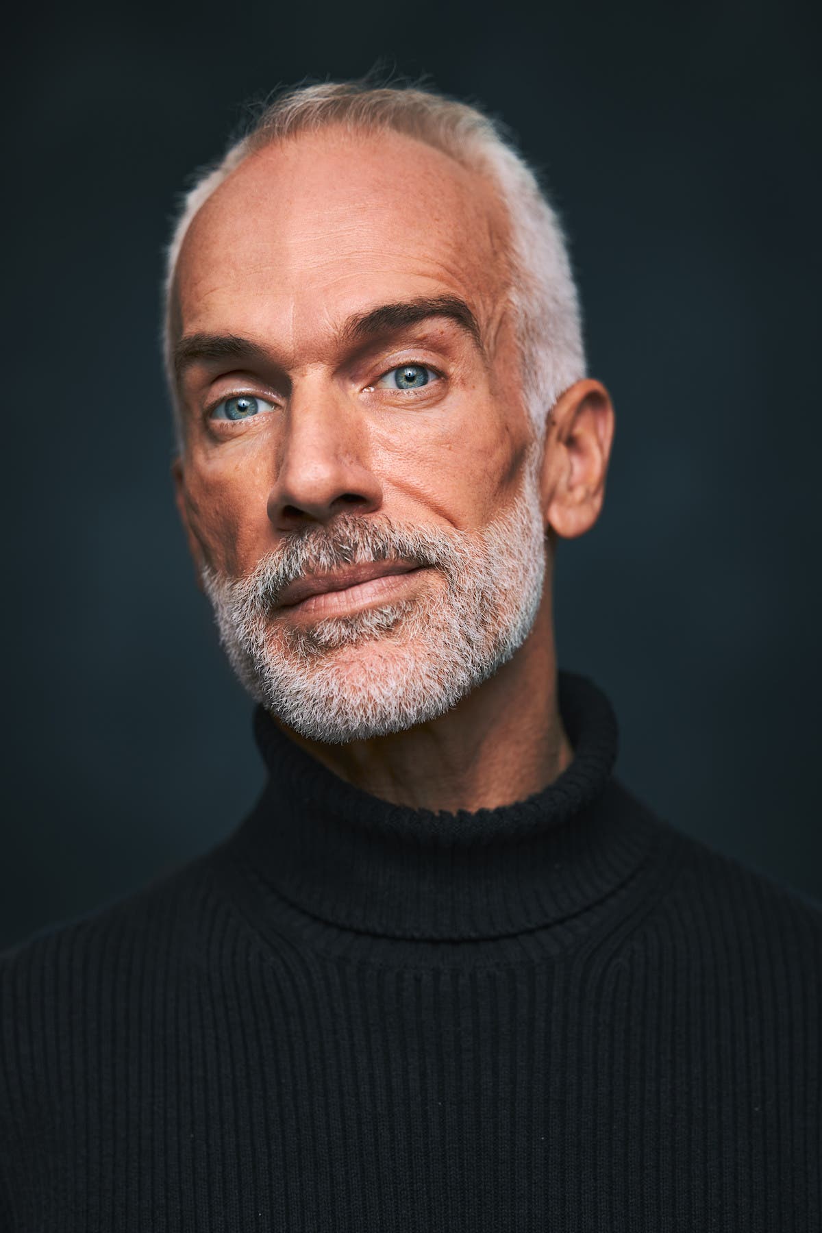 How to Take Creative Headshots - Adorama