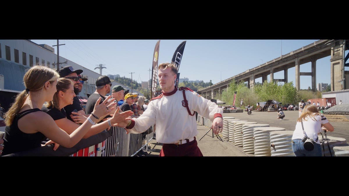 Capturing Anamorphic Cinematography, with DJI RS3 Pro and LiDAR Range ...