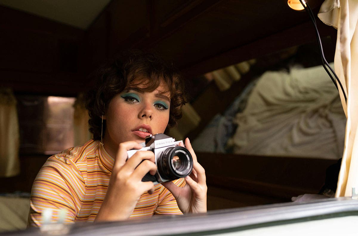 A Beginner's Guide to Worm's Eye View Photography - Adorama