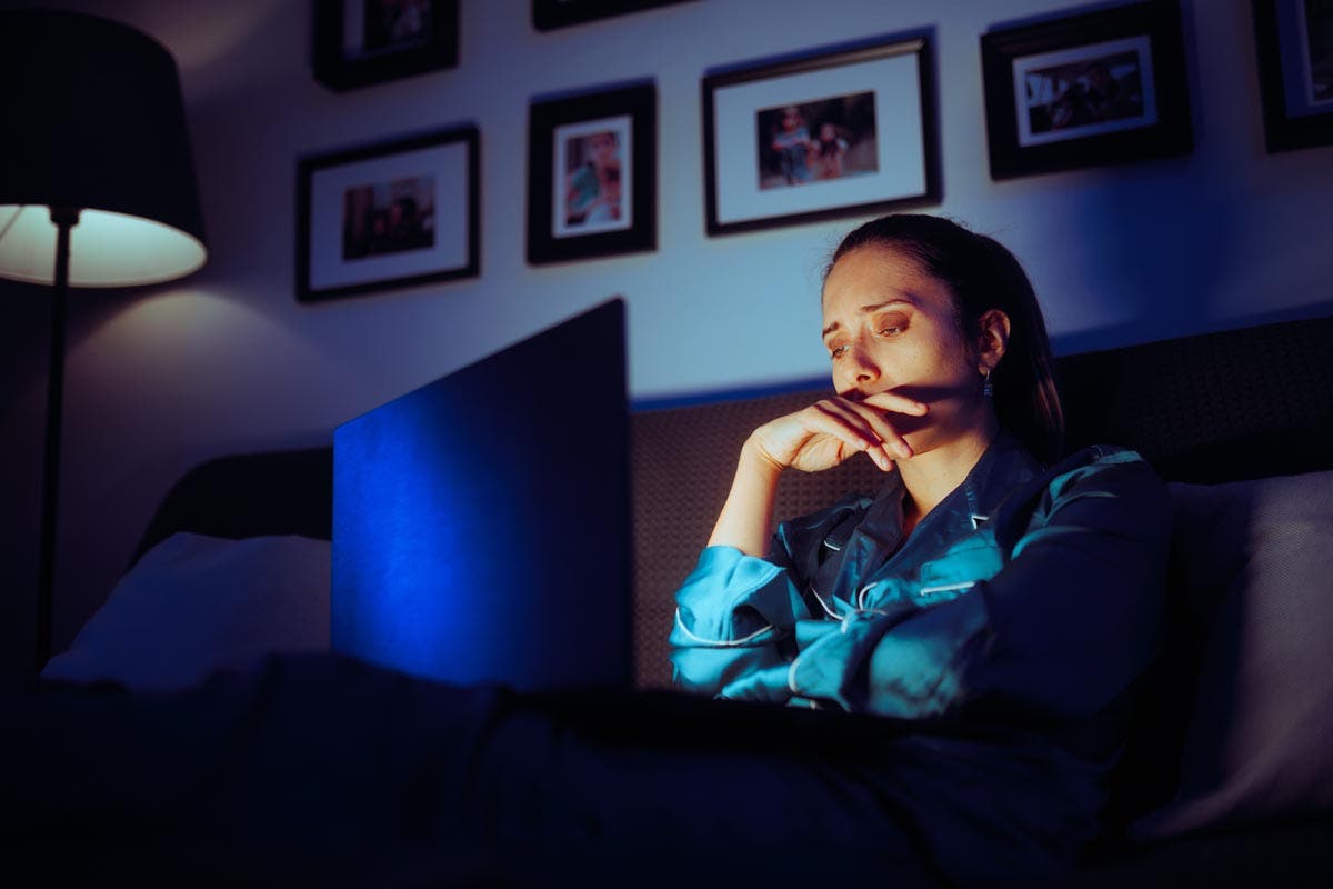 Best Way to Binge Watch This Holiday Season - Adorama