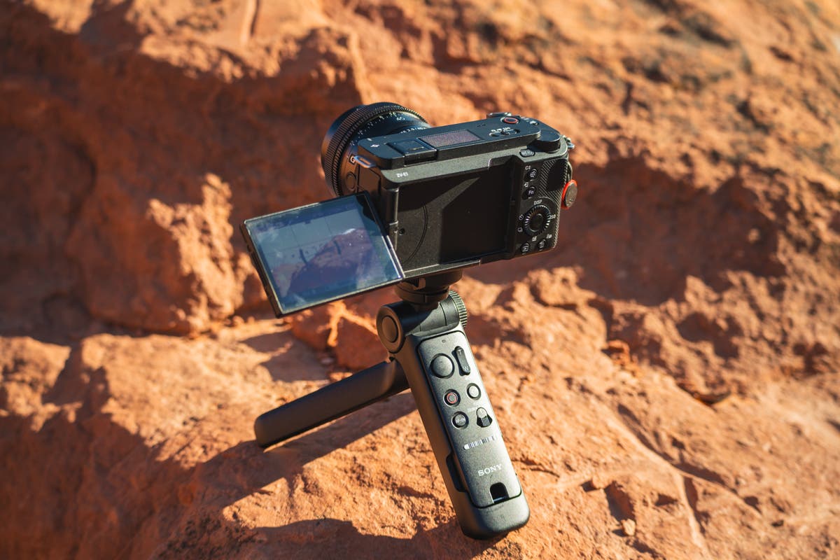 Sony GP-VPT3 Wireless Shooting Grip - One Tool, Many Uses - Adorama