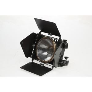 Used Lowel O1-10 Omni Light Standard Multi-voltage Focusing Quartz ...