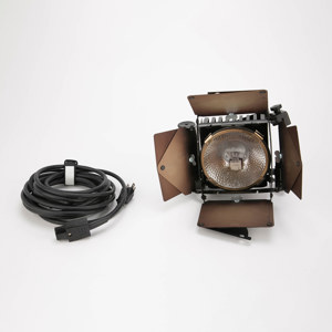 Used Lowel O1-10 Omni Light Standard Multi-voltage Focusing Quartz ...