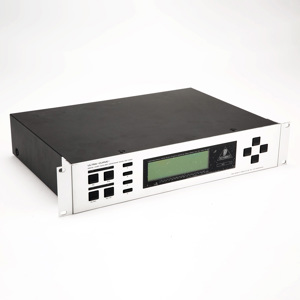 Used Behringer Ultra-Curve DSP8000 Digital 64-Bit Dual DSP Mainframe ...