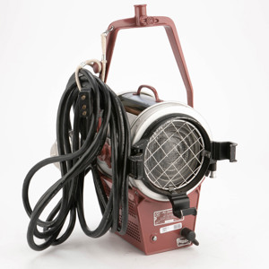 Used Mole-Richardson 4131 2000W Baby Junior Solarspot Fresnel Tungsten ...