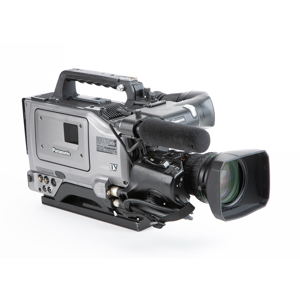USED Panasonic AG-DVC200 1/2" 3-CCD DV PROLINE Camcorder - SKU#1834369