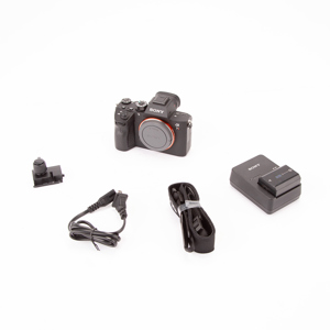 Used Sony a7R III Mirrorless Digital Camera Body - Adorama