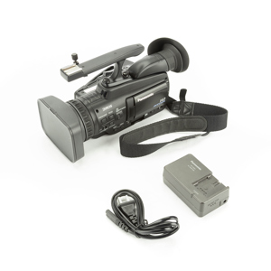 USED Panasonic AG-HMC40 3MOS Handheld AVCCAM Camcorder, 12x Optical ...