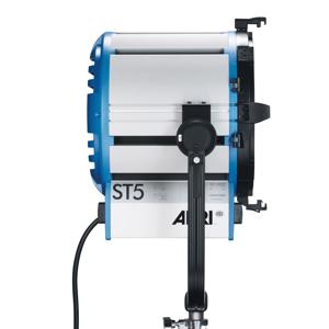 ARRI True Blue ST5 5000W Studio Fresnel, Hanging, Pole Operated (120 ...