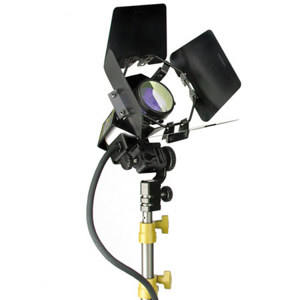 Lowel L-Light Mid-L Kit, 3-light 900w Lighting Outfit w/GO-85 Molded Case.