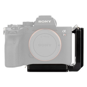ProMediaGear PLSA74 L-Bracket for Sony Alpha a7R IV and a9 Mark II PLSA74