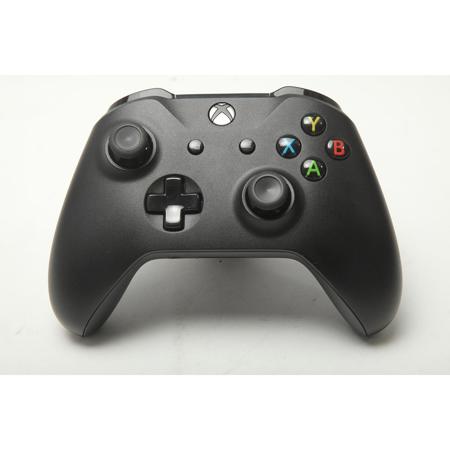 Used Xbox One Wireless Controller - Black SKU#1361817 6CL-00005 - Adorama