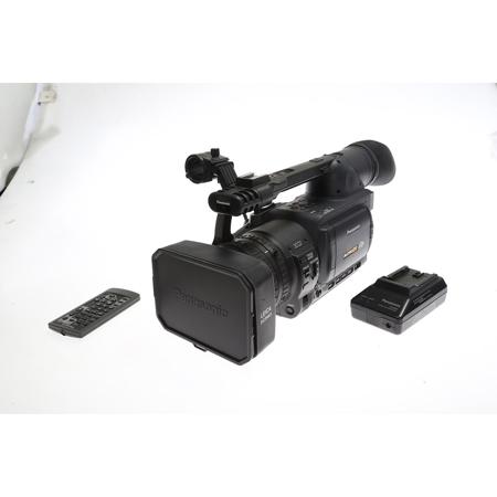 Used Panasonic AG-HVX200 HDV 1/3" 3-CCD P2 Pro Camcorder - (25 Hours ...