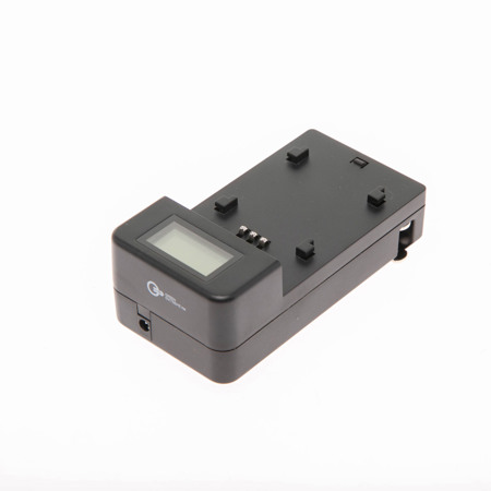 Used Green Extreme Compact Smart Charger Base with LCD Screen GX-CH-1