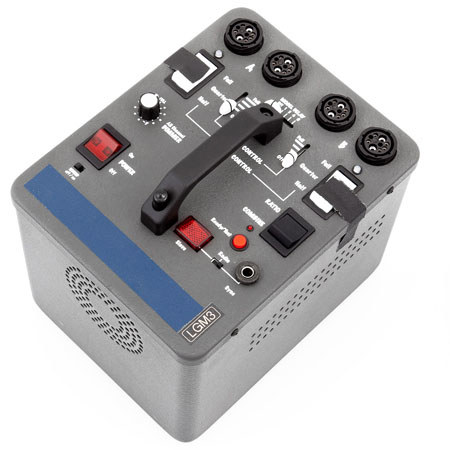 Dynalite AP1600 1600W/s Arena Power Pack with Sync Cord - Adorama