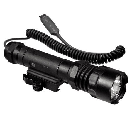 UTG Leapers UTG Combat 37mm IRB LED Flashlight, w/QD Mounting Deck, 200 ...