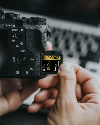 Lexar GOLD Series Professional 2000x 128GB UHS-II SDXC Memory Card ...