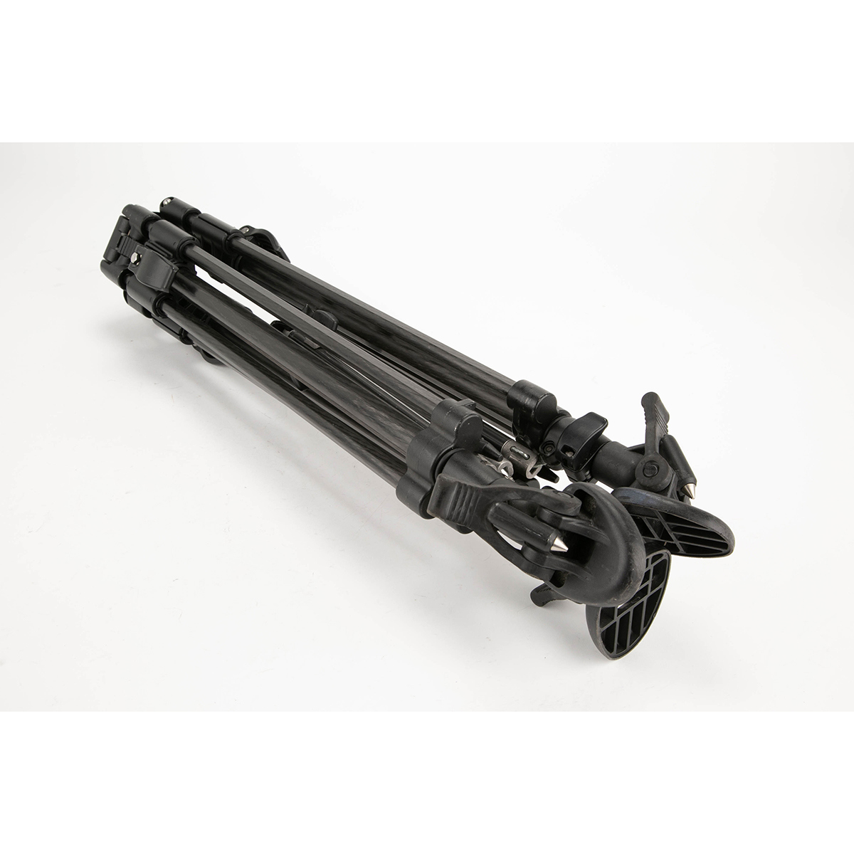 Manfrotto Manfrotto 351MVCF 2-Stage Carbon Fiber Video Tripod with 75mm ...